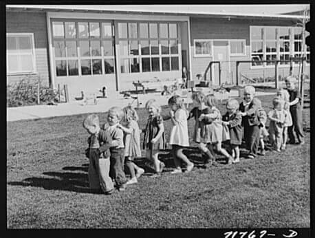13 Awesome Old Time Farm Kids Pics - Modern Farmer