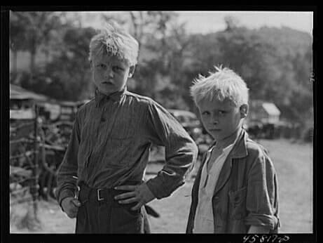 13 Awesome Old Time Farm Kids Pics - Modern Farmer