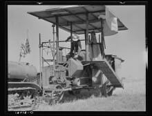 13 Vintage Photos of Combines - Modern Farmer
