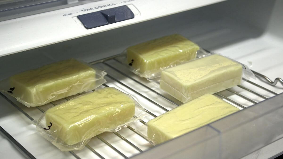 Incredible Milk-Based Packaging is Better than Plastic”and You Can Eat ...