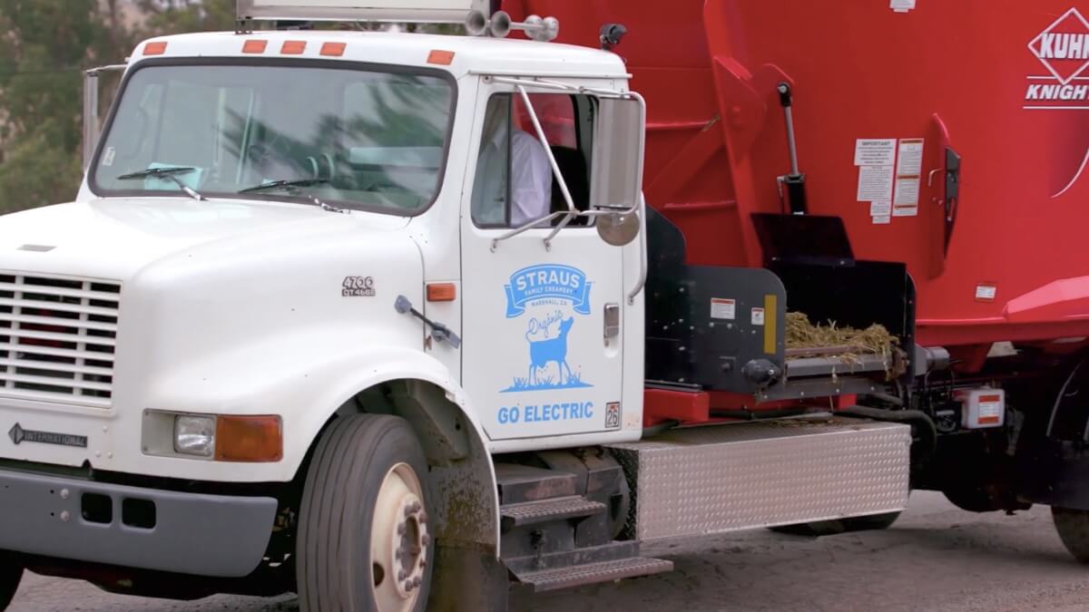 Finally! An All-Electric Feed Truck, Powered Completely by Cow Poop ...