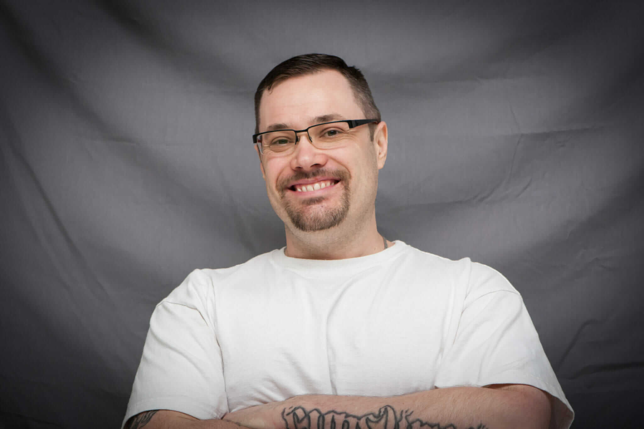 Spotlight On the Visionaries Running a Worm Farm In Prison - Modern Farmer