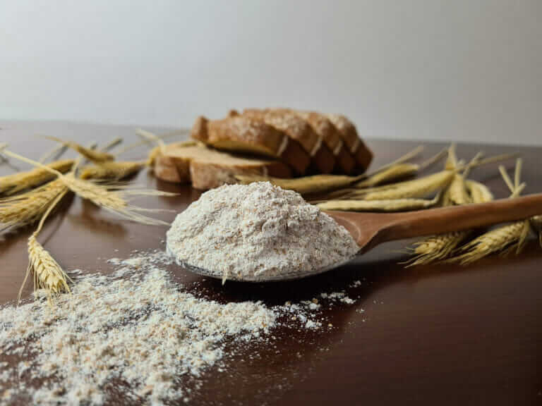 The Best Alternative Grain Flours to Have in Your Pantry—If There's ...