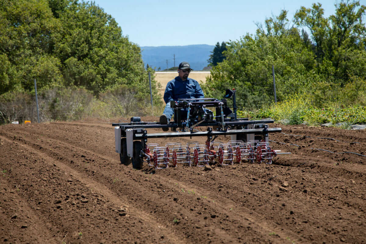 Electric Tractors are Rolling Out in the Field. Here's What That Could ...
